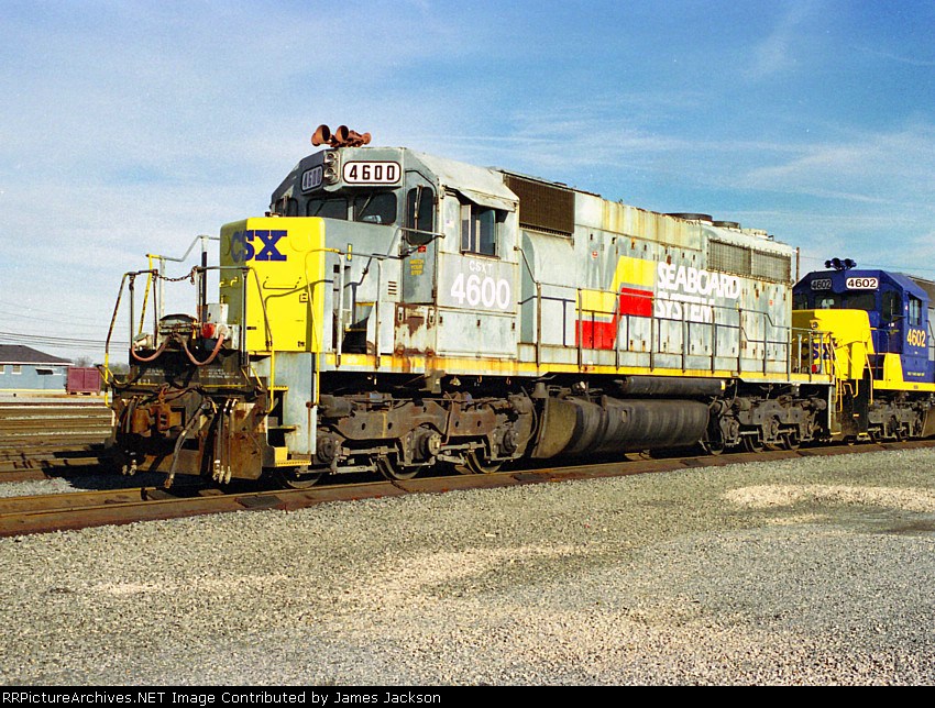CSX 4600 ex GM 10